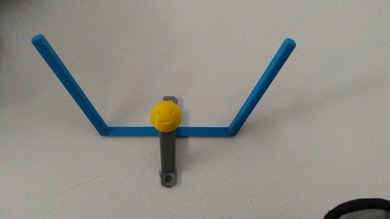 Helmet hanger by Lokva | Download free STL model | Printables.com