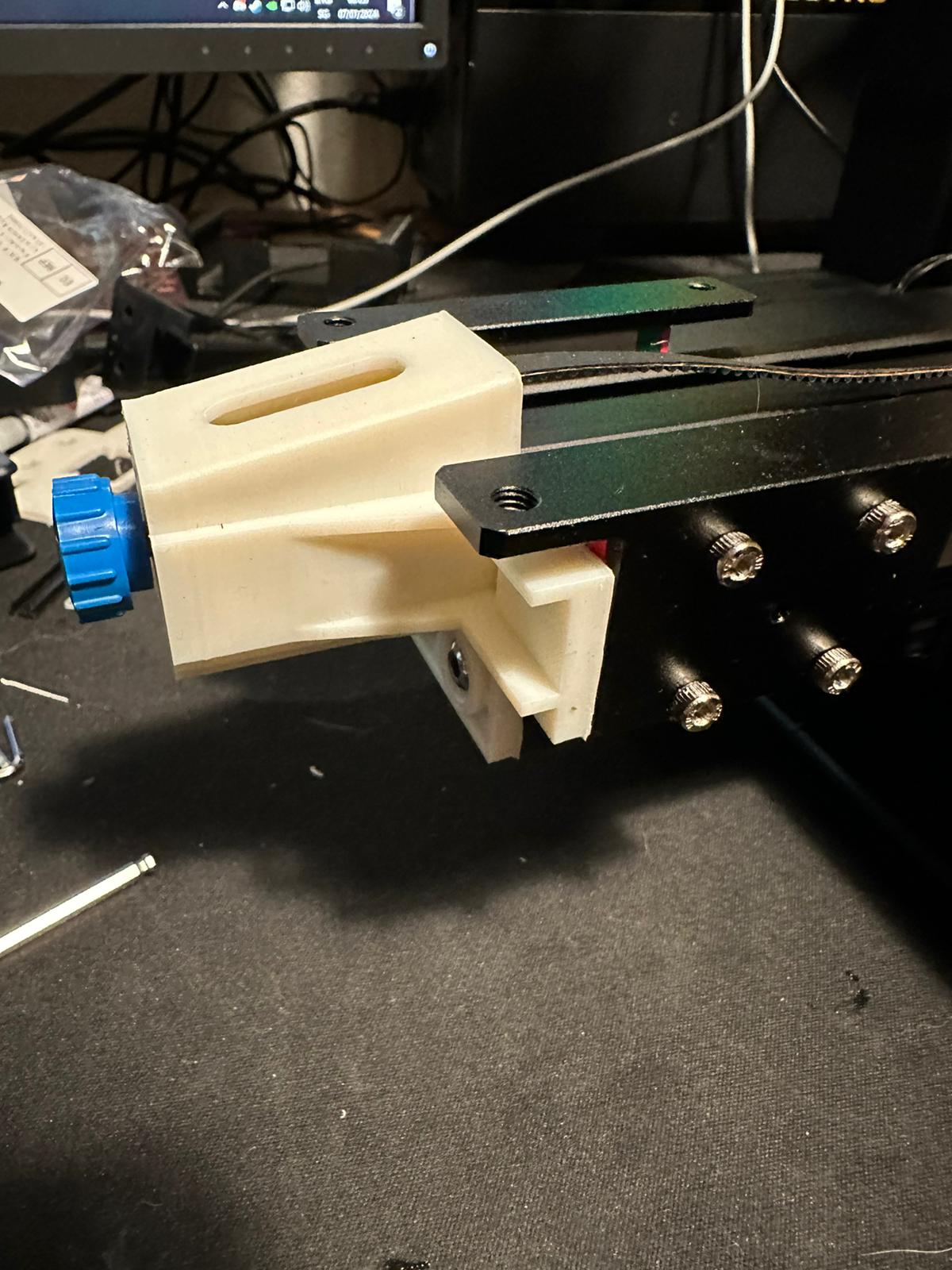 Y-Axis tensioner with limiter/stopper for dual MGN12H linear rails on ...