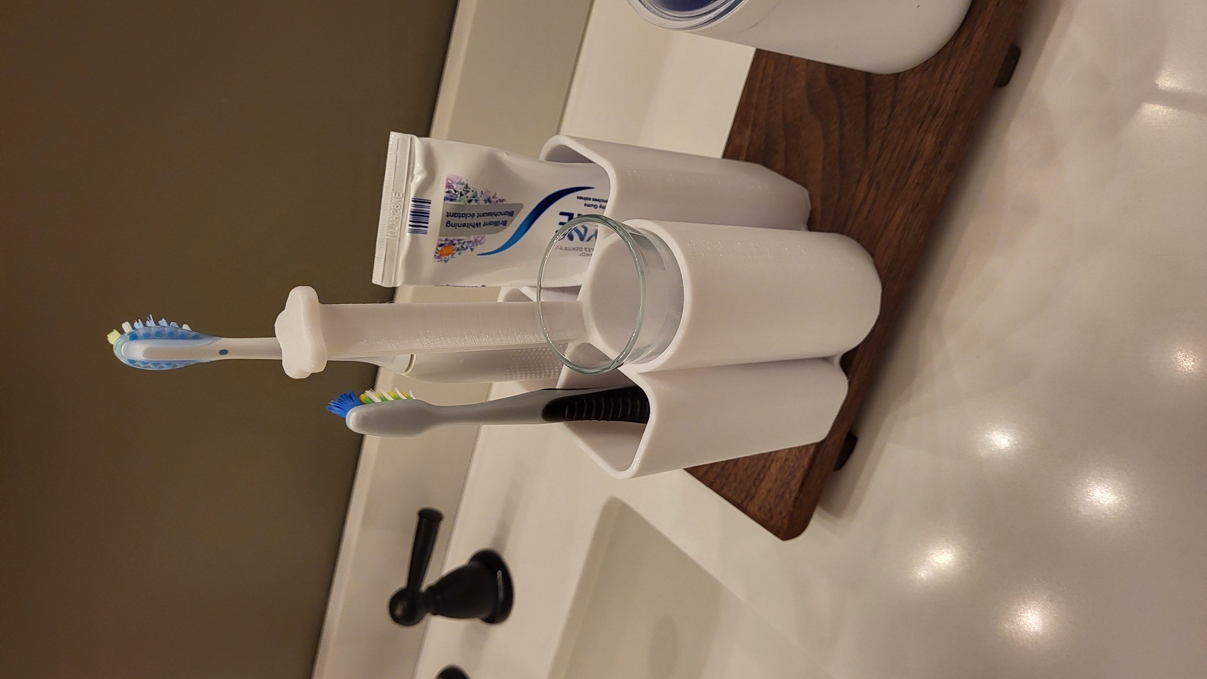Toothbrush Toothpaste Stand by James Fehr | Download free STL model ...