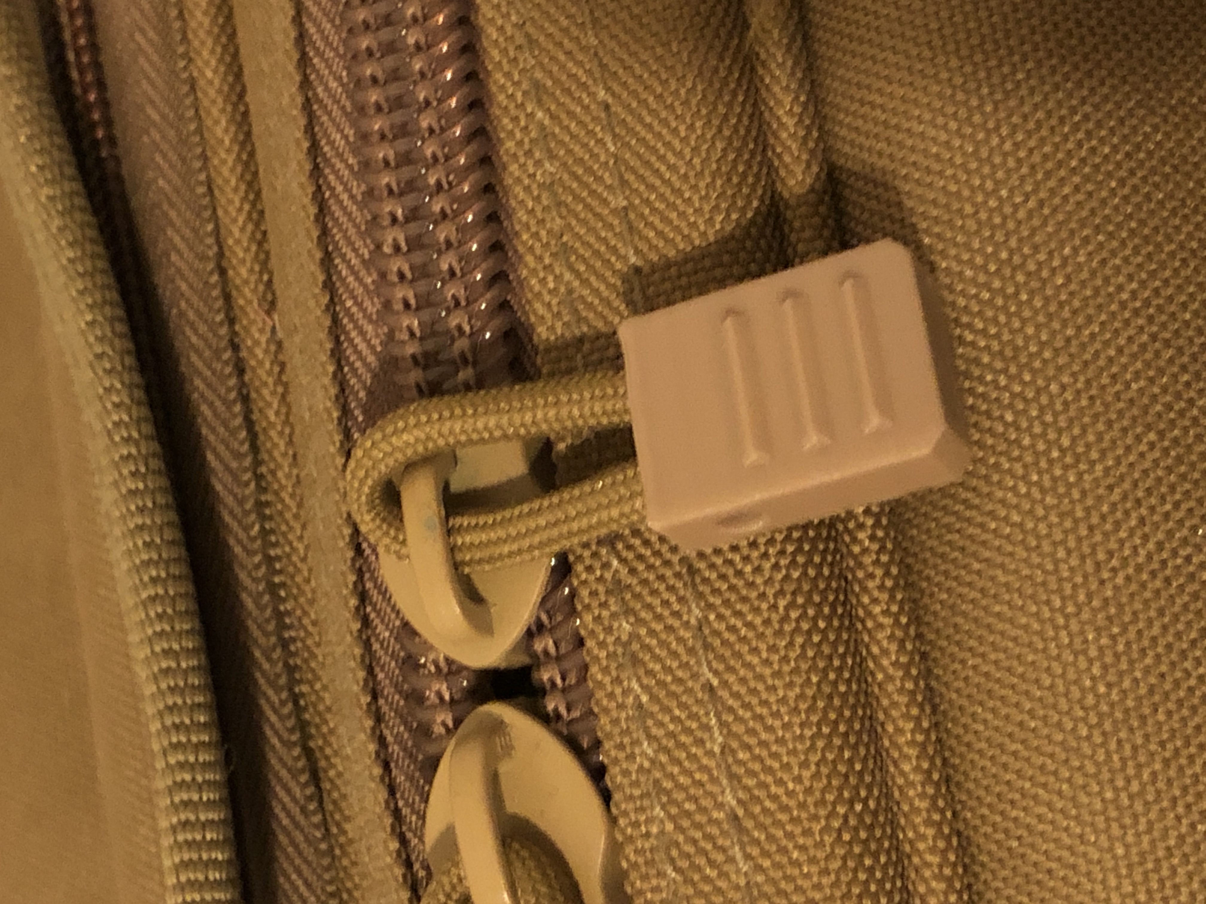 Zip Cord End (zipper) - Thump Tab - Joiner by Rockpoint | Download free ...