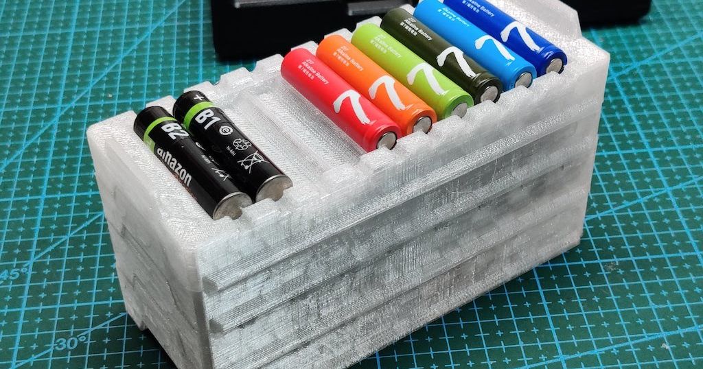 Stackable AA/AAA battery holder by aleung | Download free STL model ...