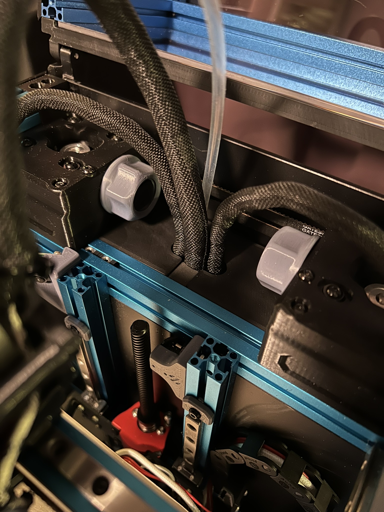 Voron V0.2 Nema17 panel clips, hinges and tophat modded parts. by IsBit ...