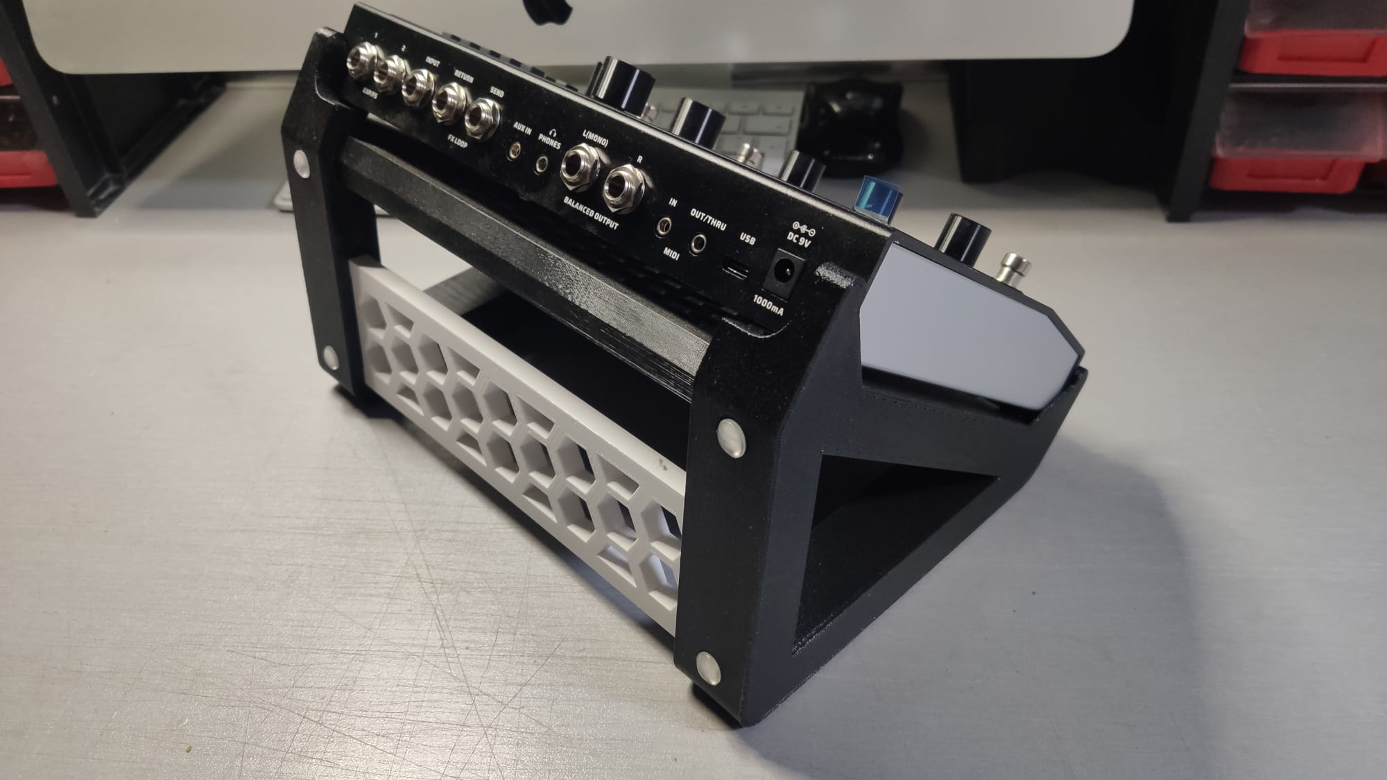 Valeton GP200 LT Stand by Marco | Download free STL model | Printables.com