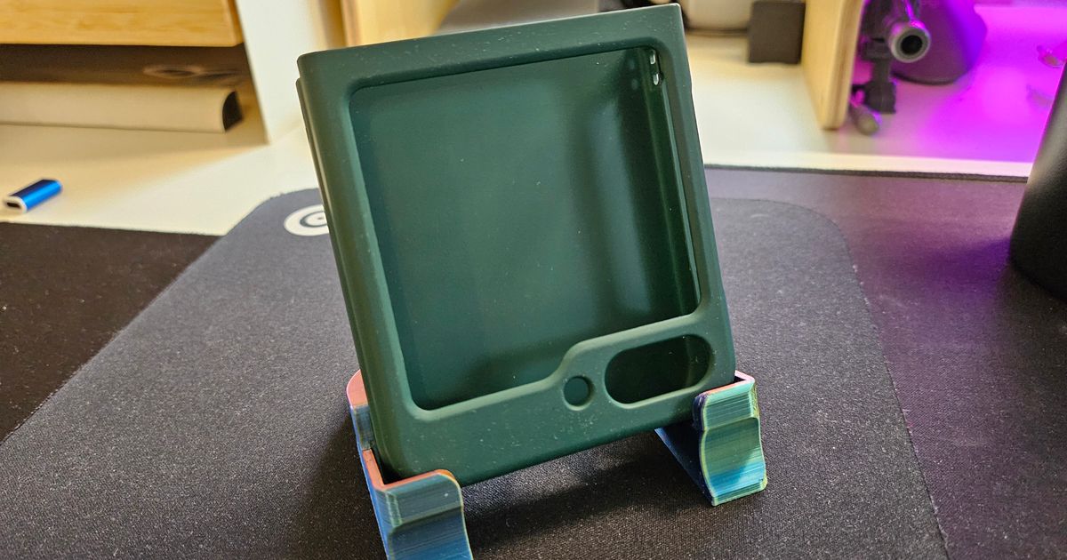 Samsung Z Flip phone stand by Scatterthought | Download free STL model ...