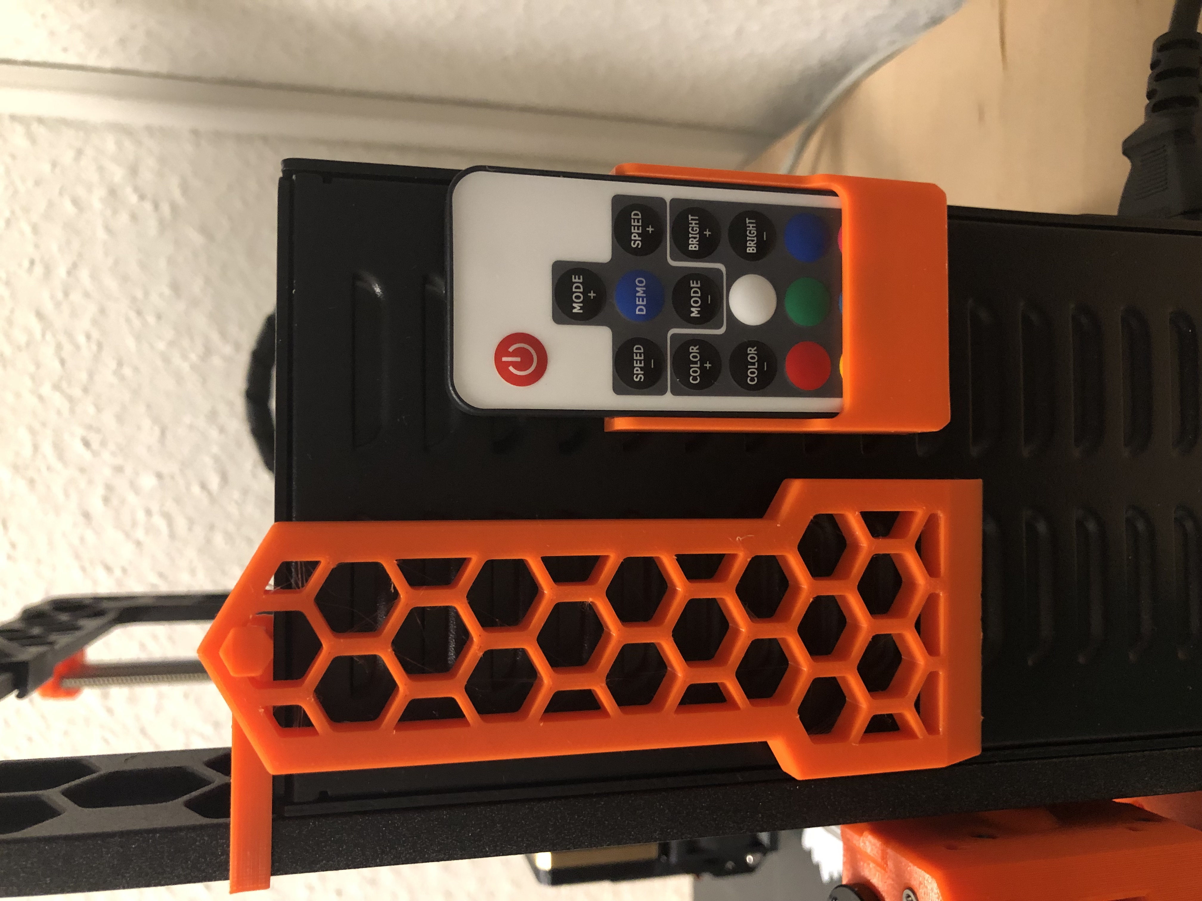 Magnetic Controller Housing by Pritt | Download free STL model ...