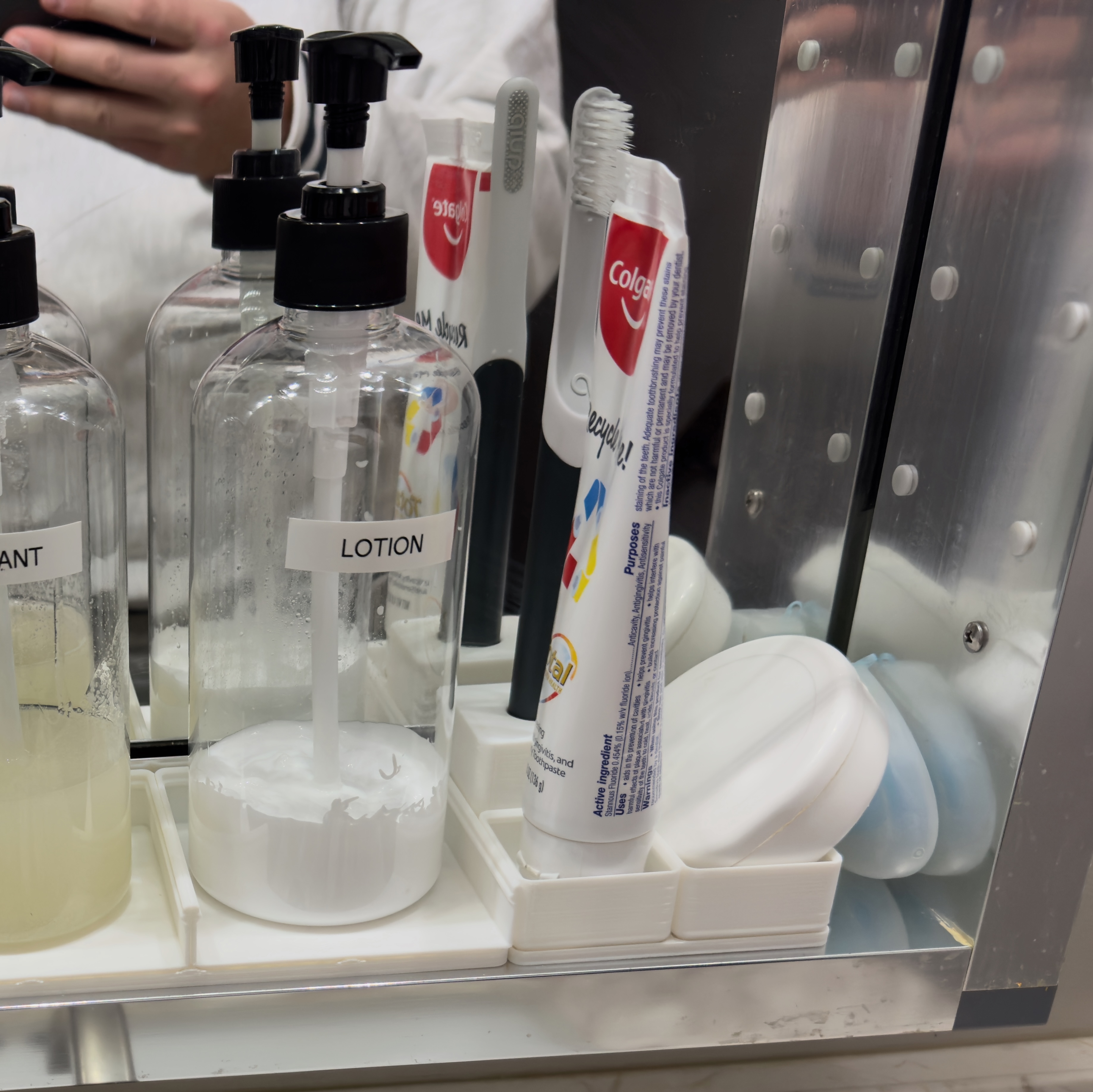 Gridfinity Quip Toothbrush Bin by Robert Sefer | Download free STL ...