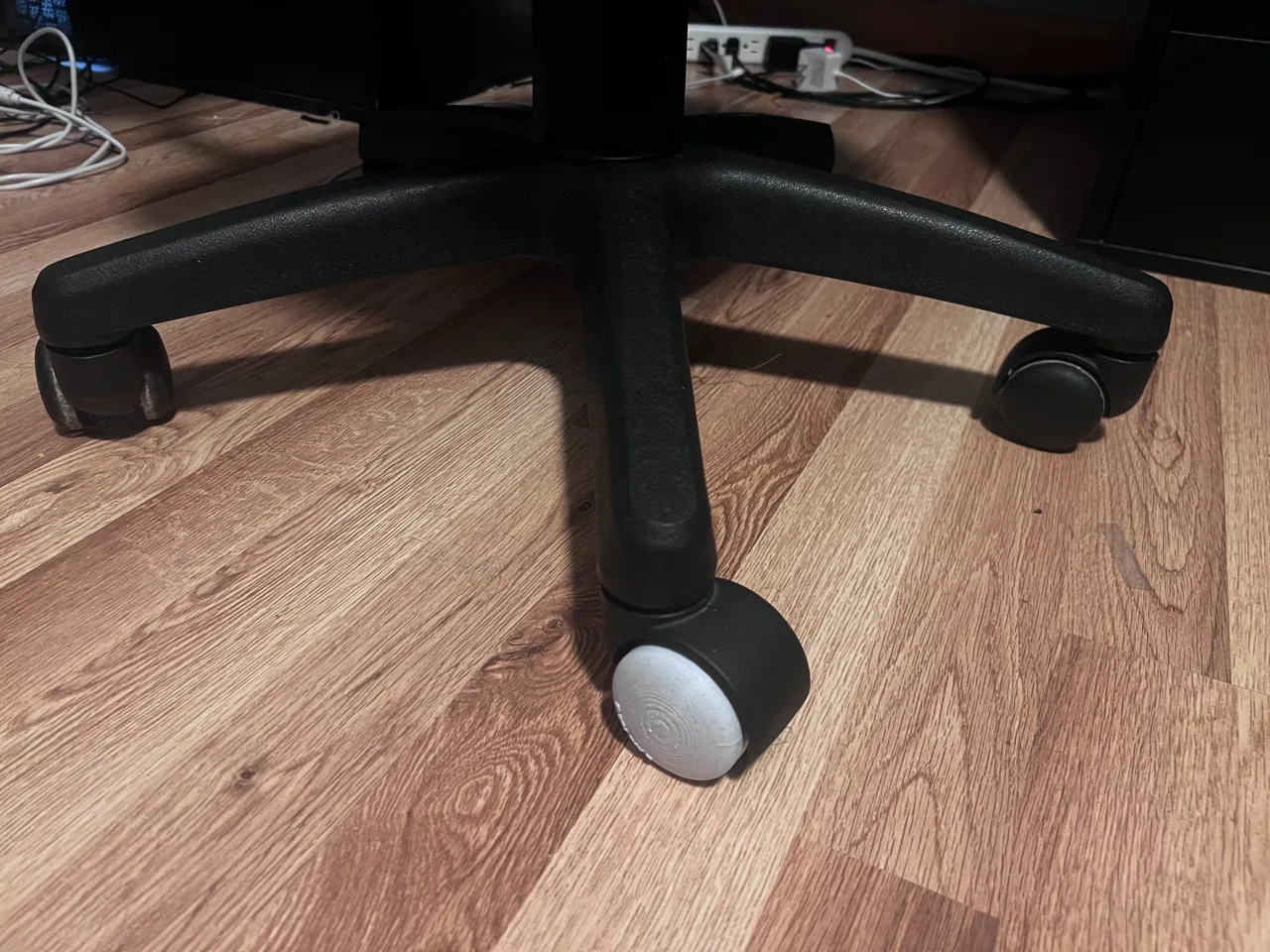 Office Chair Wheel by bigchief | Download free STL model | Printables.com