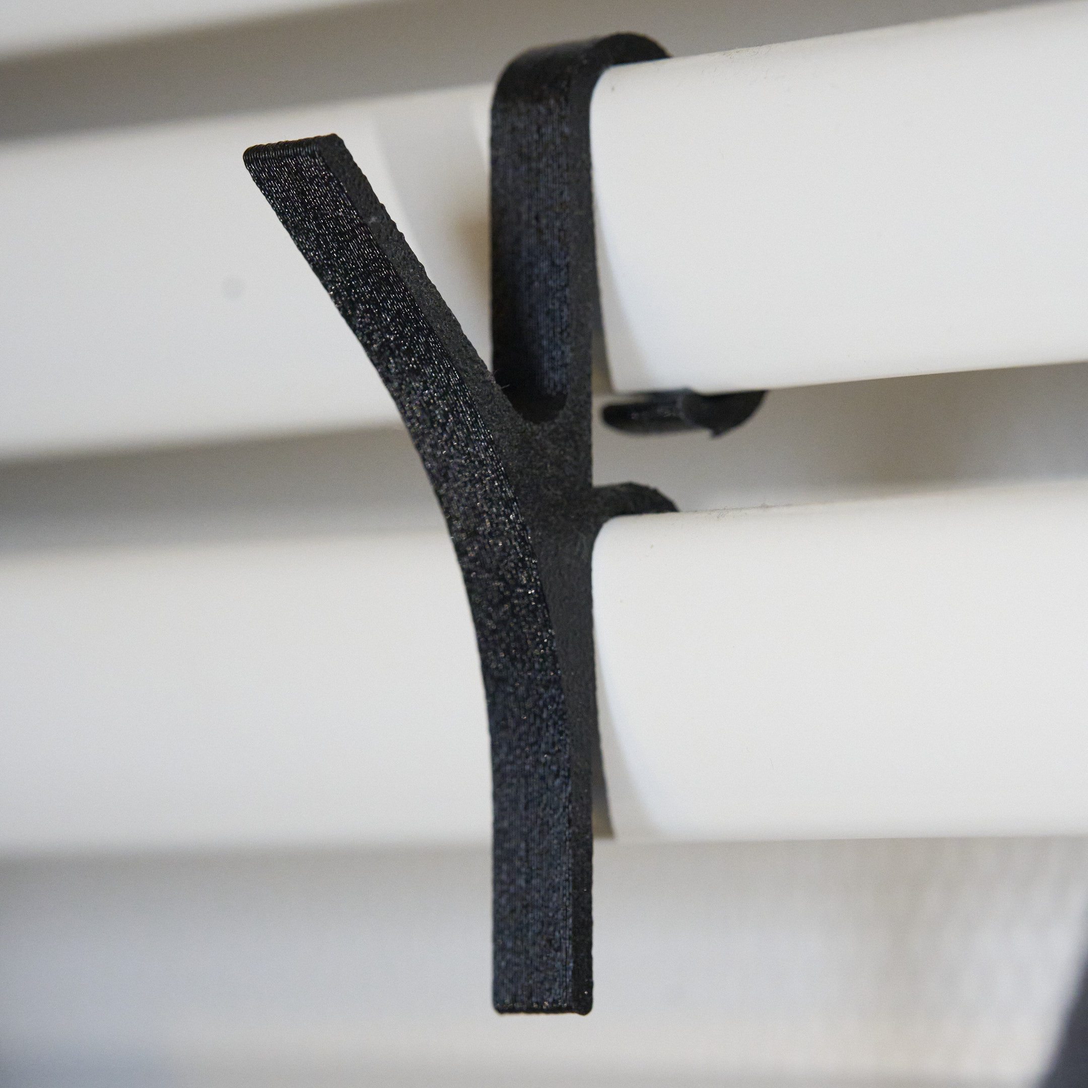 Towel radiator hook by Martin Hansen | Download free STL model | Printables.com