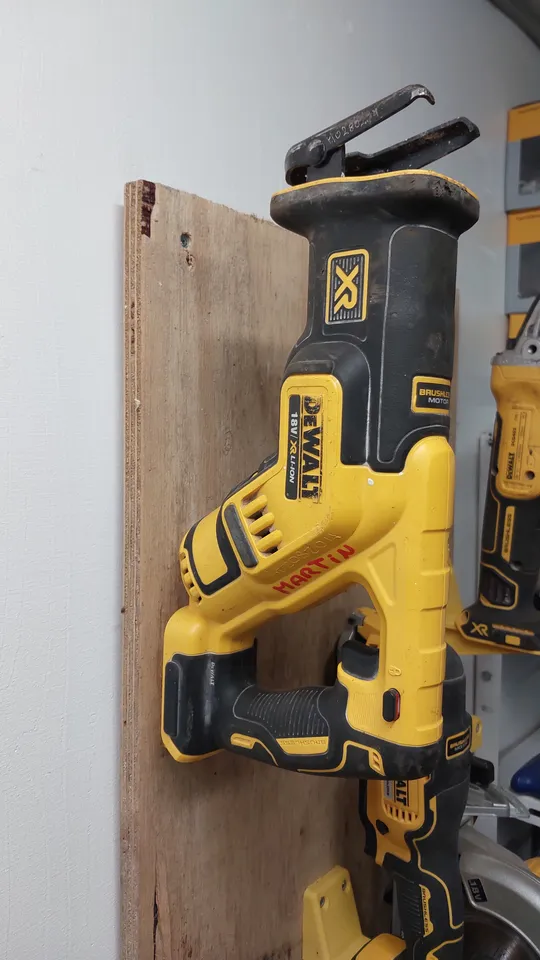 Dewalt vertical tool mount. by Mayol74 | Download free STL model ...