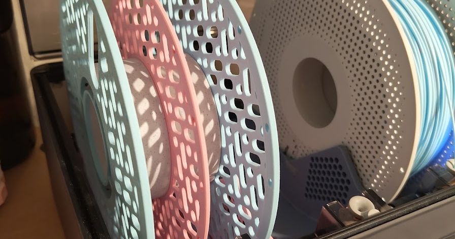 Bambu Spool Two way Split by LyzGameArt | Download free STL model ...