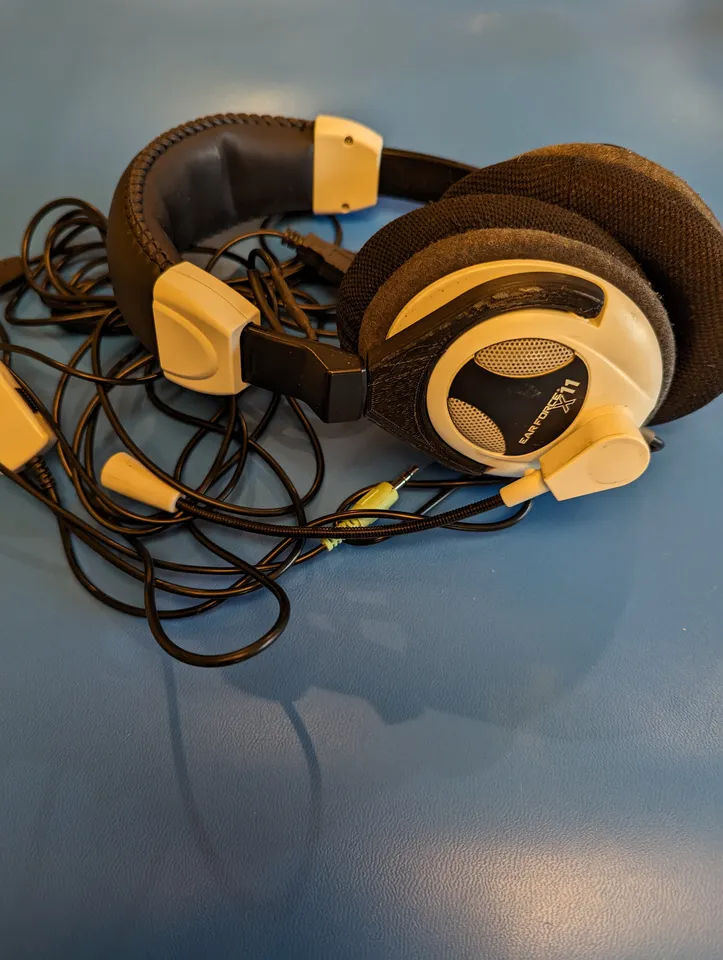 Left Ear Fork for Turtle Beach EarForce X11 by nitr1c | Download free ...
