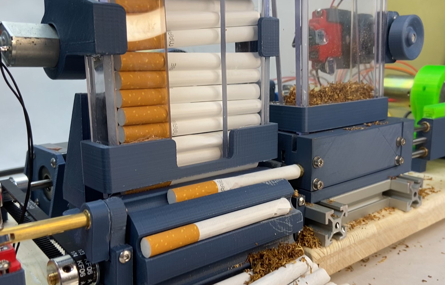 3d printed stuffing machine by Fraens | Printables Store