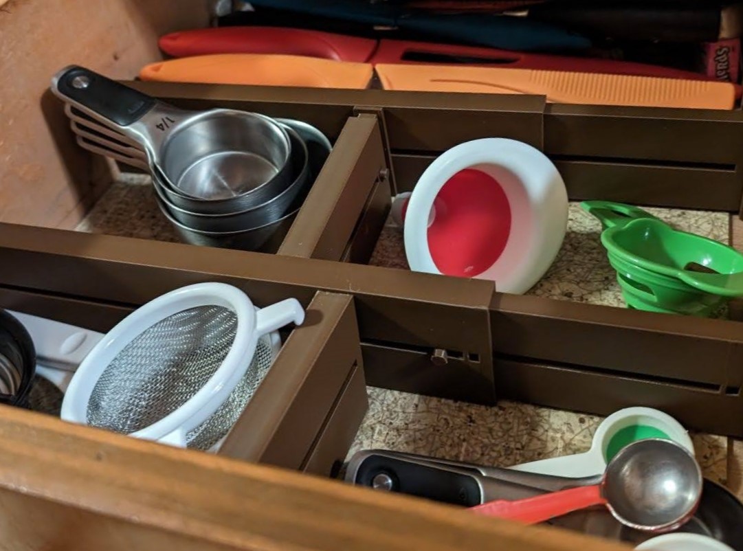 Expandable Kitchen Drawer Dividers / Adjustable Separators Organizer by ...