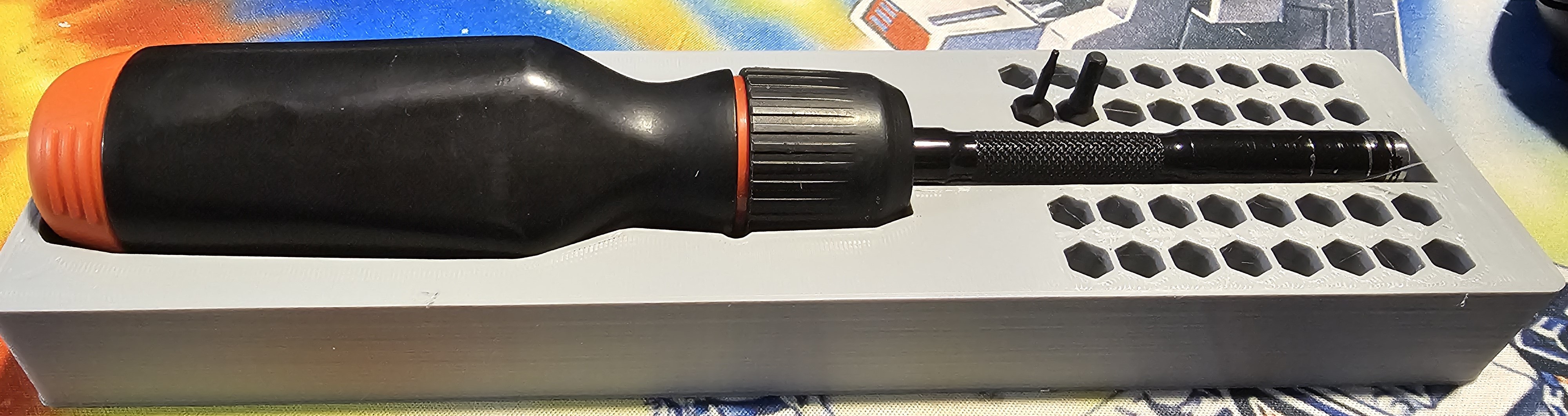 LTT Screw Driver Holder and 32 bits by hfoster52 | Download free STL ...