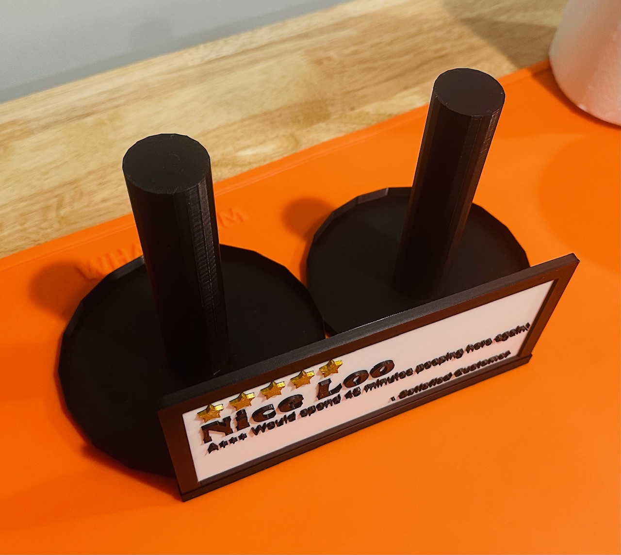 Customizable Sign & Toilet Paper Holder by Weezi | Download free STL ...