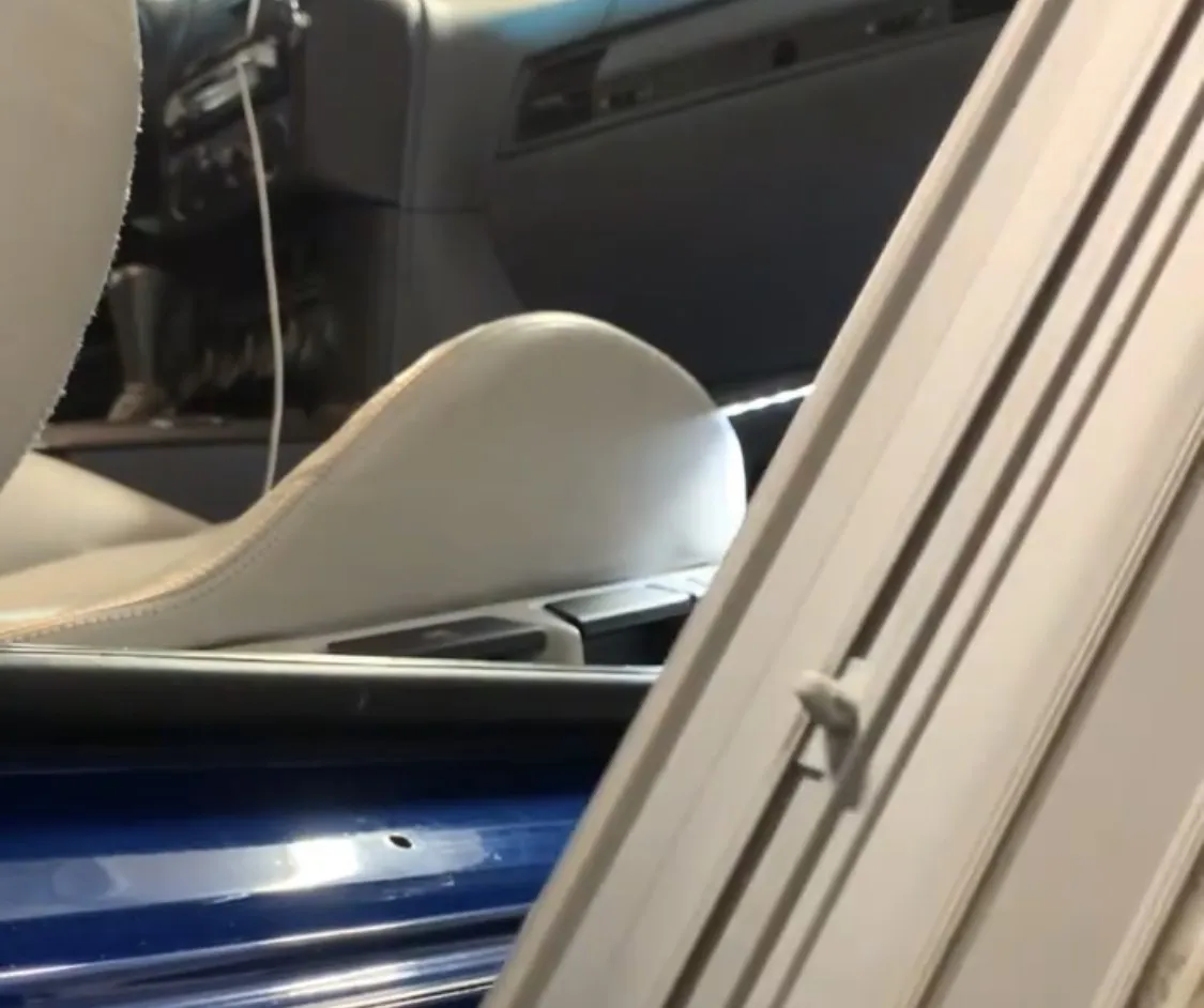 BMW Door Sill Trim Clip by jimmy2vs | Download free STL model ...