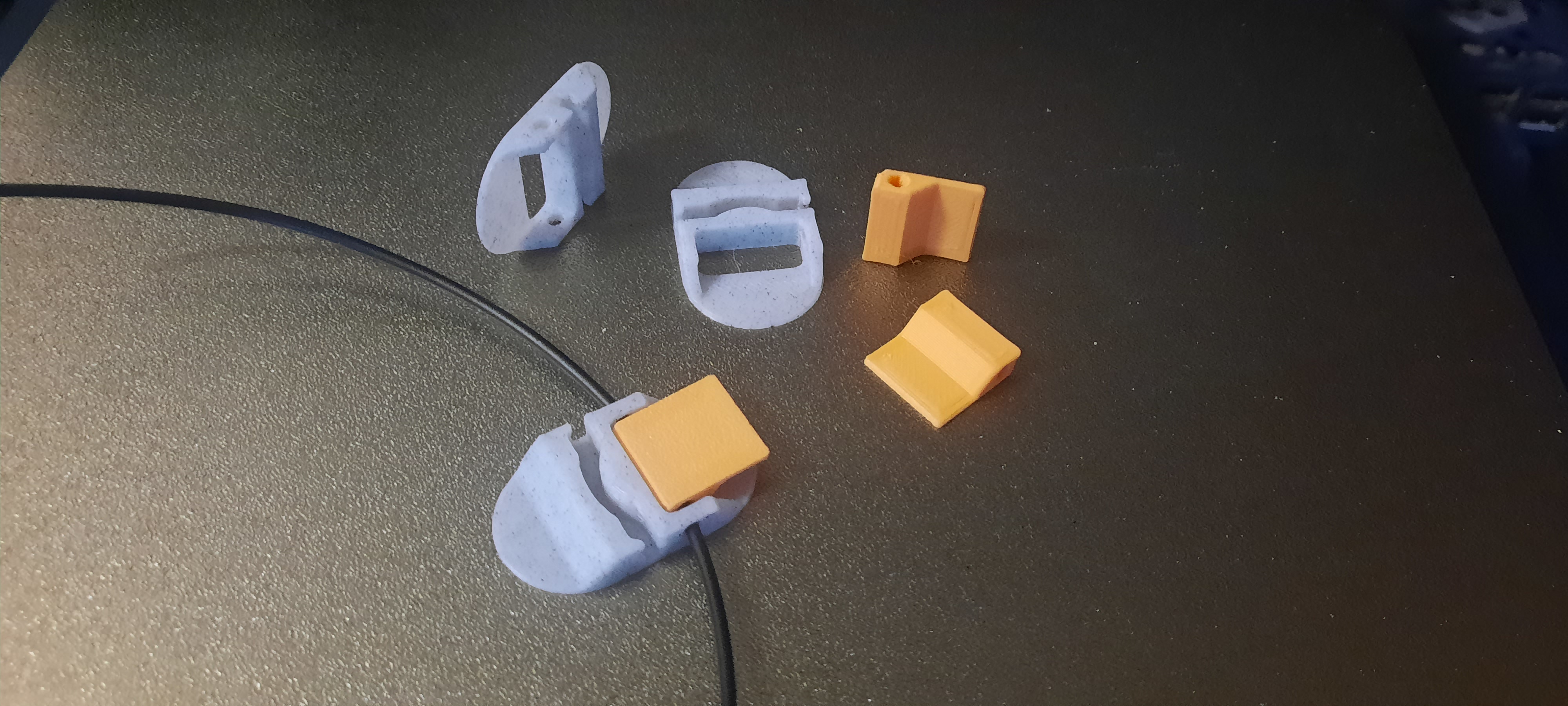 Locking tab for Super Grandma's Favorite Filament Clip by AgentSmith ...