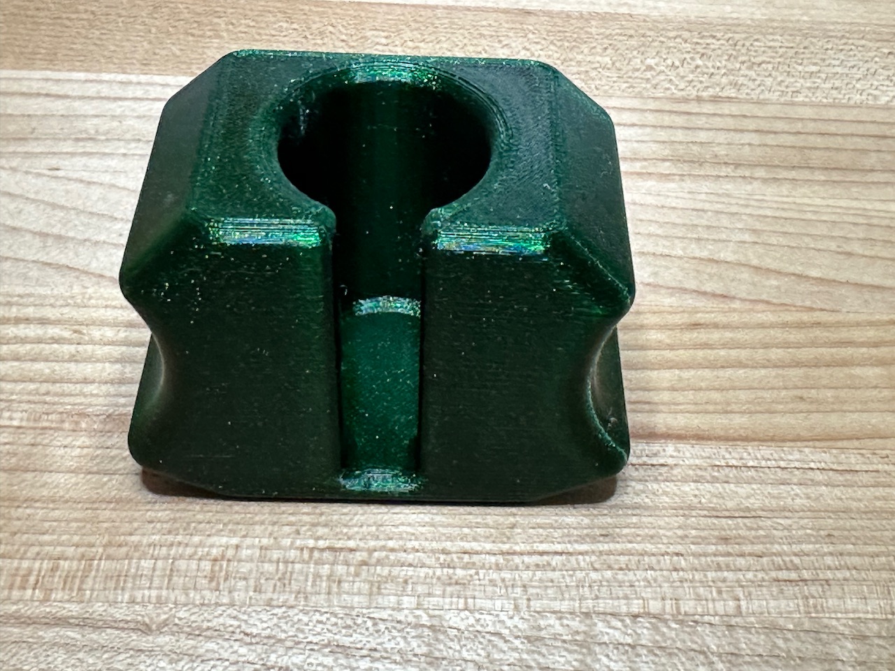 Inverted Lotion Holder von 3DBob | Kostenloses STL-Modell herunterladen ...