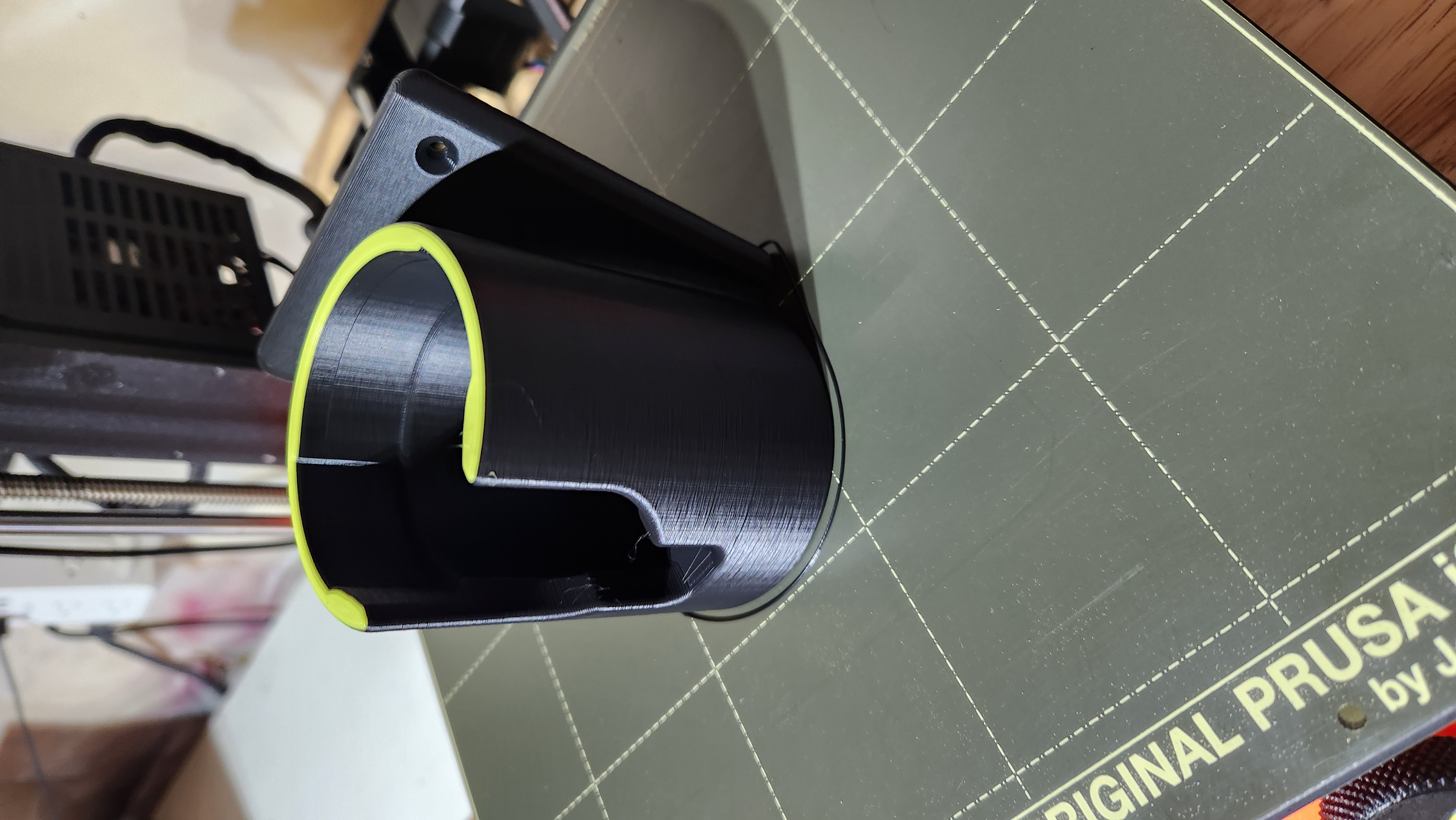 DeWalt 20V DCF840 Impact Driver Wall Mount by Luce | Download free STL ...