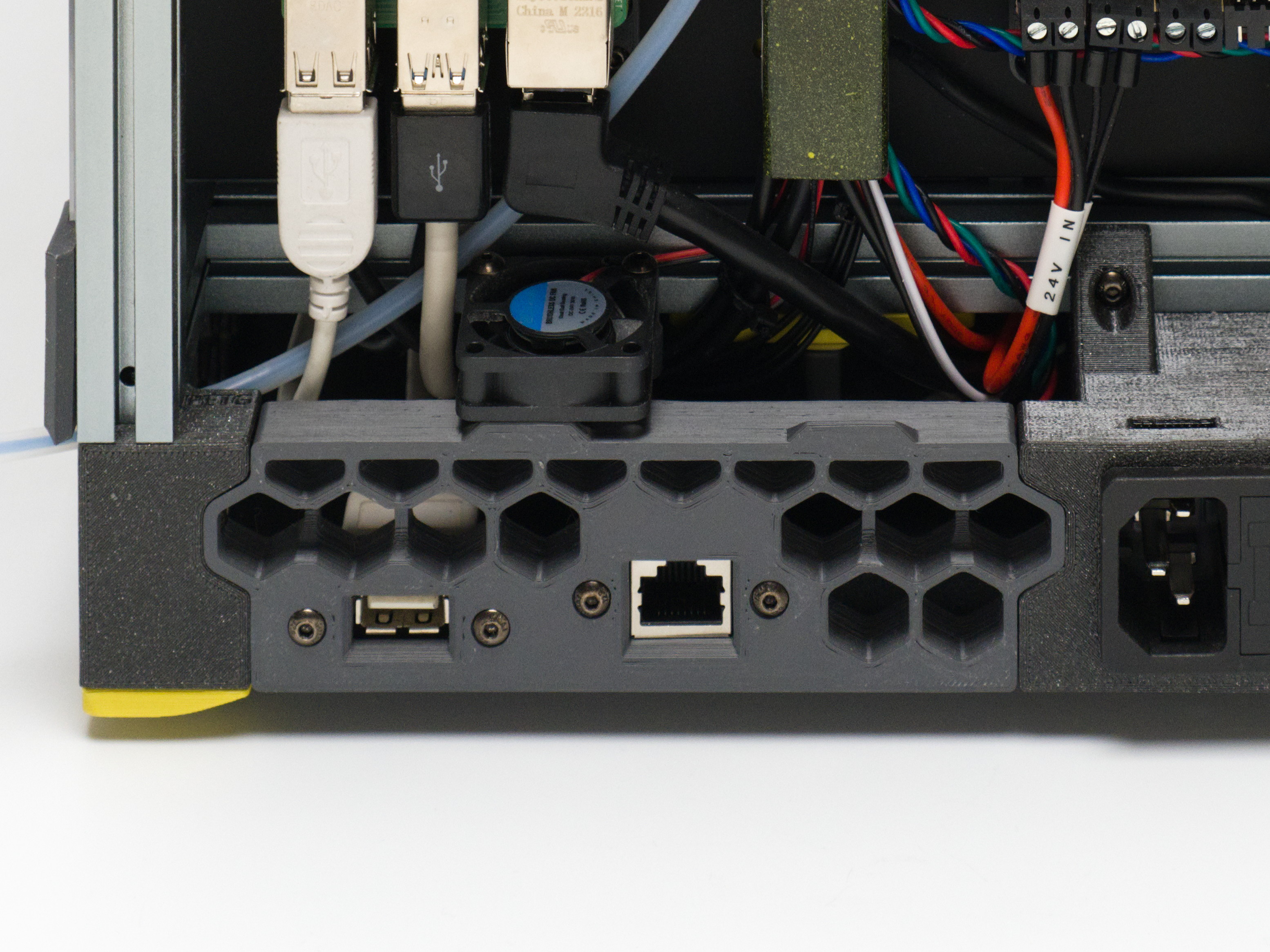 Voron 0.2 Rear Skirt for Screw Mounted USB-A & RJ45 Ports by Geoff ...