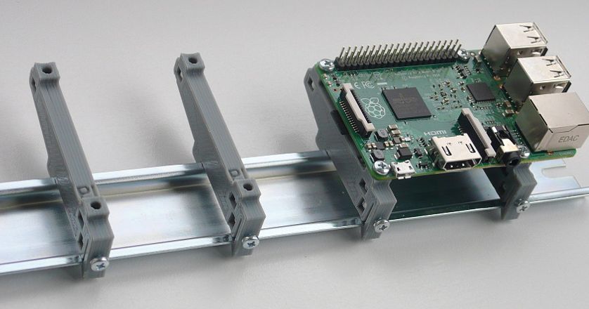 Customize DIN rail mount clip por OK1HRA | Descargar modelo STL ...