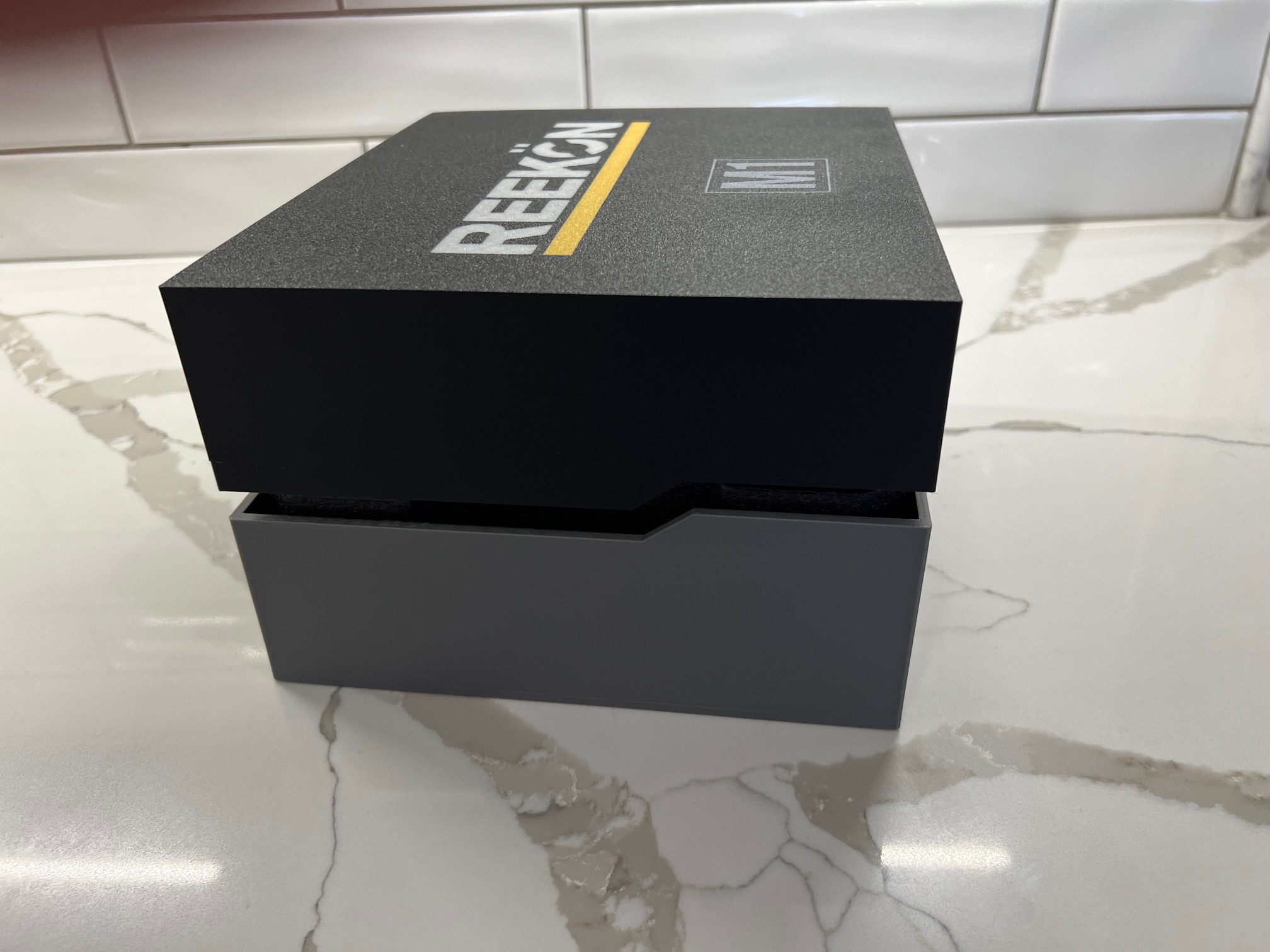 Reekon M1 Hard Cover by Dewey | Download free STL model | Printables.com