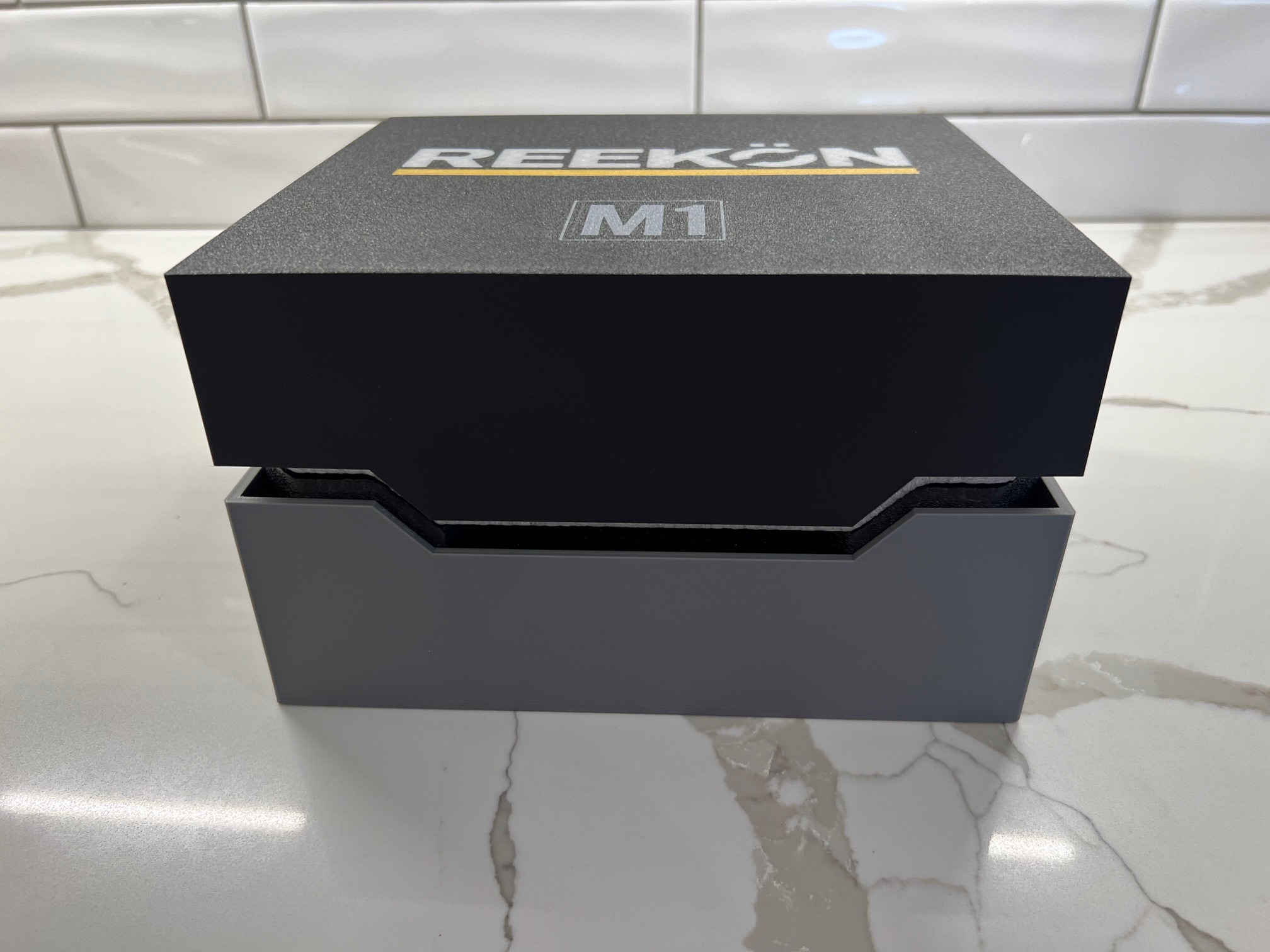 Reekon M1 Hard Cover by Dewey | Download free STL model | Printables.com