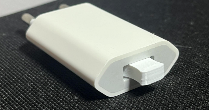 USB type A female cover. por mlodybuk | Descargar modelo STL gratuito ...