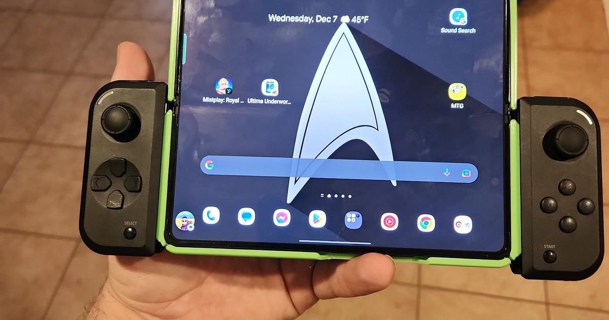 Galaxy Z Fold 5 JungleCat Controller Case by 4lan9 | Download free STL ...