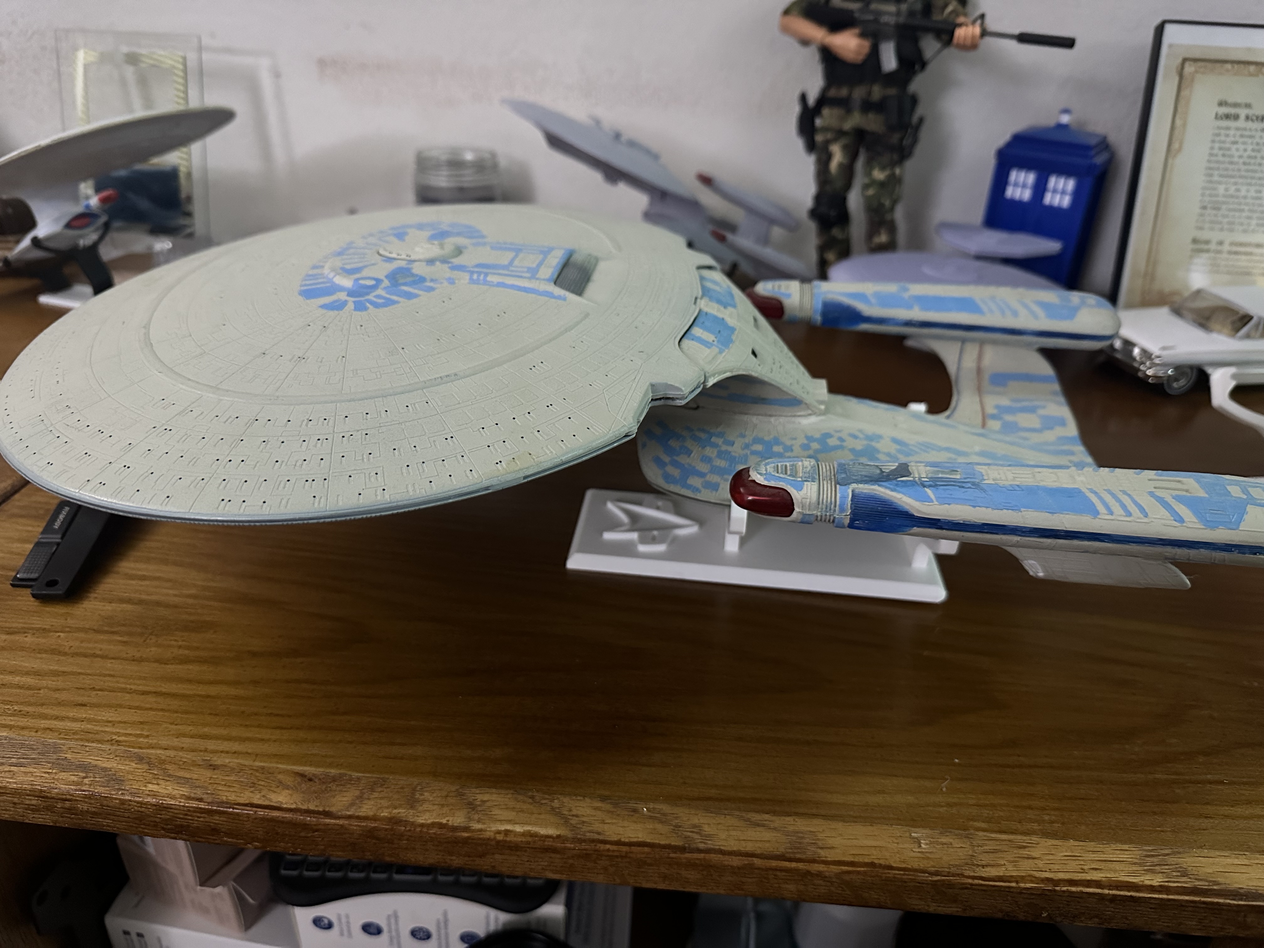 Star Trek Galaxy/Nebula Class Model Stands by Stephan | Download free ...