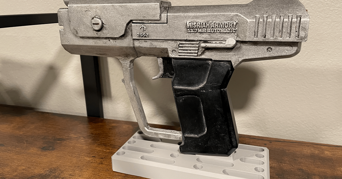 Halo M6D Magnum Stand by SuperMatts | Download free STL model ...