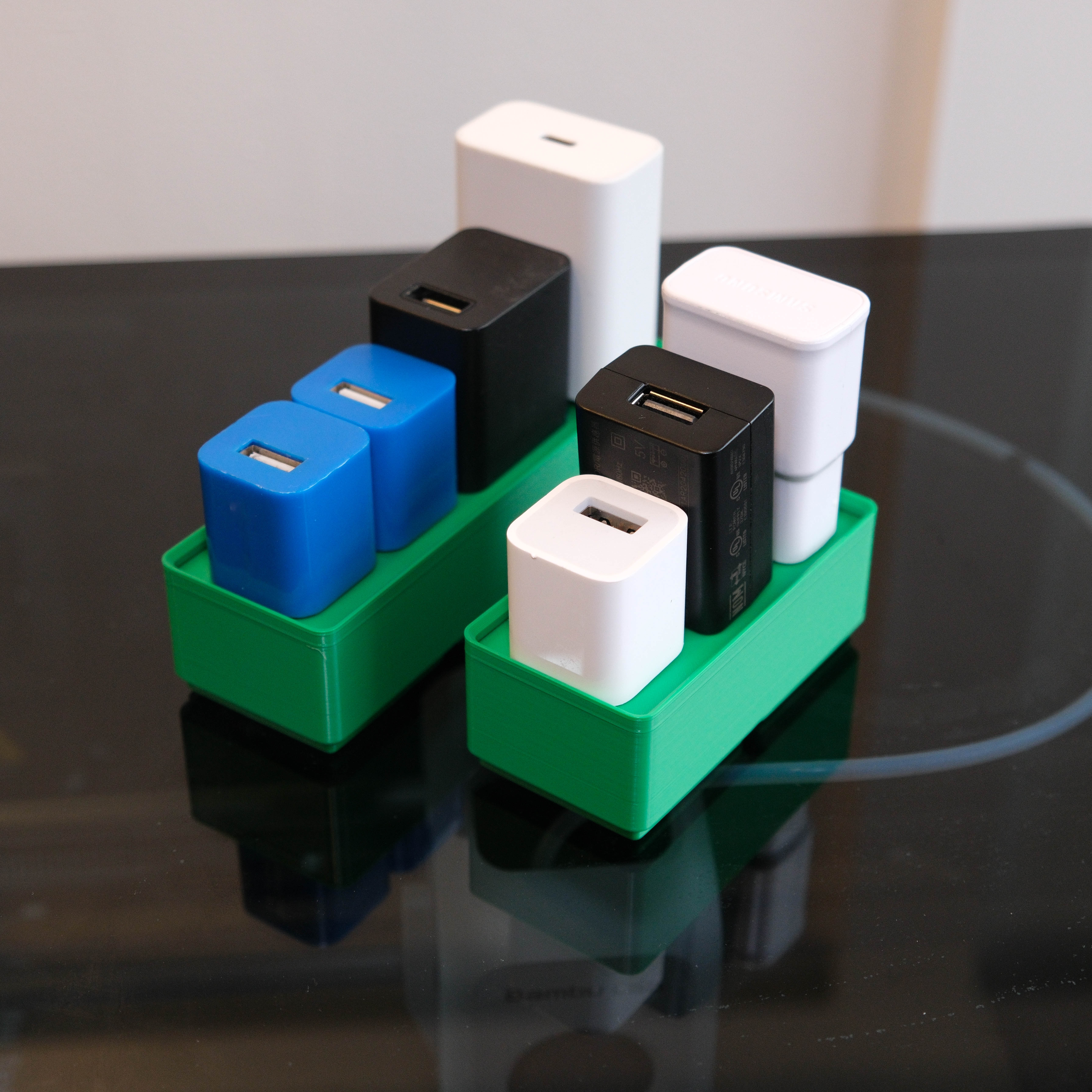 Wall Outlet Organizer Gridfinity by benlikethecolor | Download free STL ...