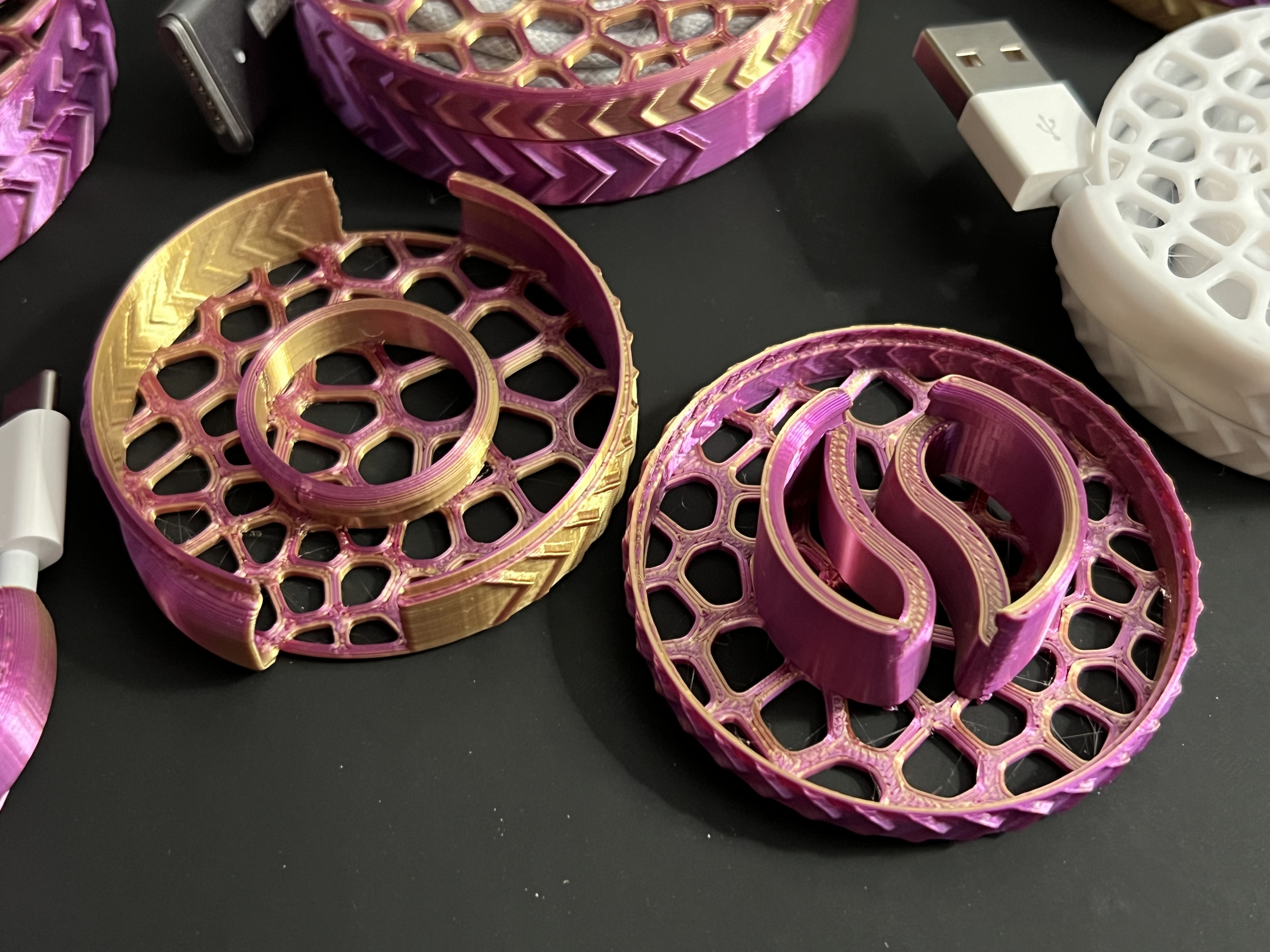 Charging Cable Winder Organizer by Stéphane RATELET | Download free STL ...