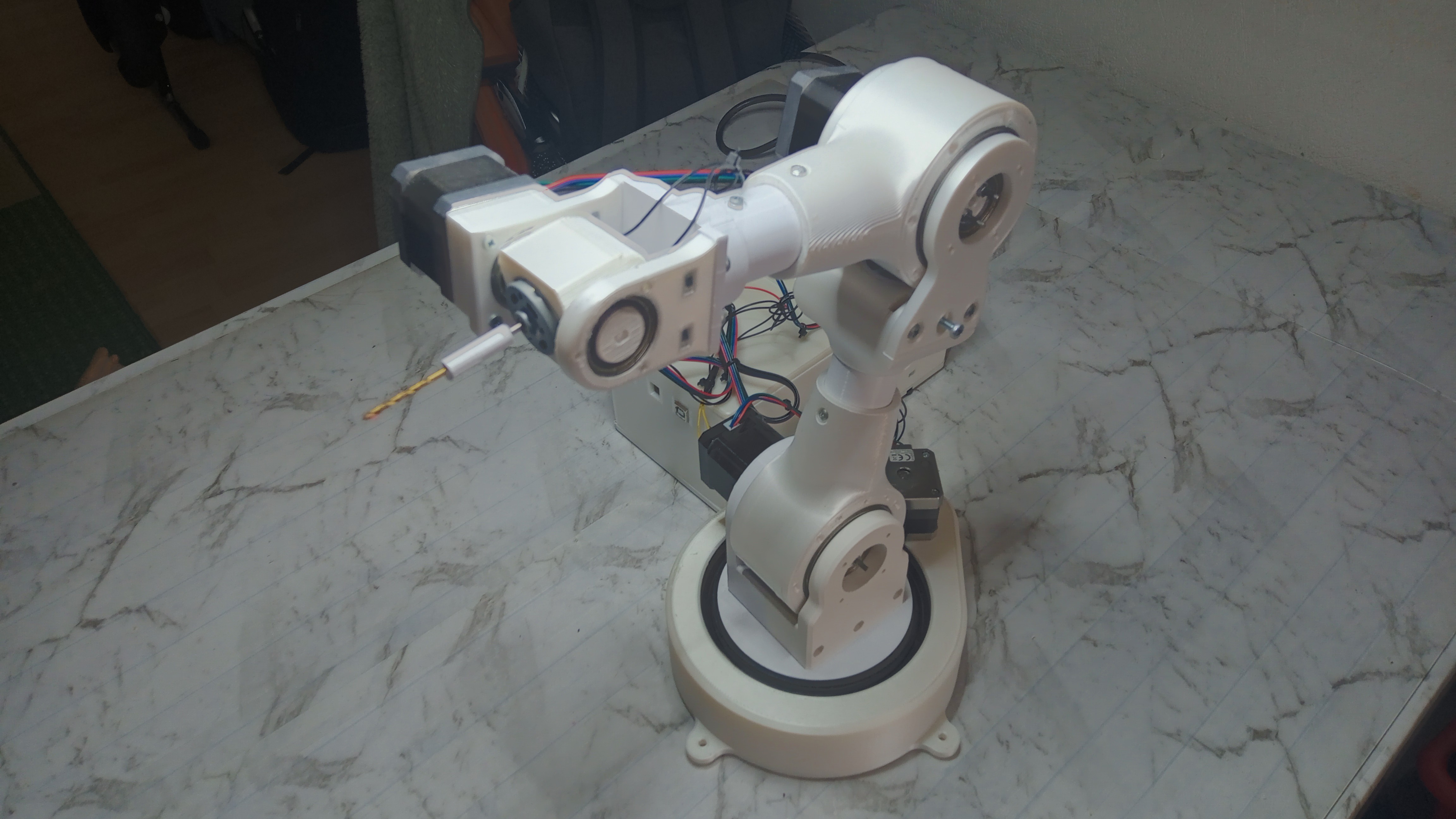 drilling robotic arm (4 DOF) by School FabLab Filderbenden | Download ...