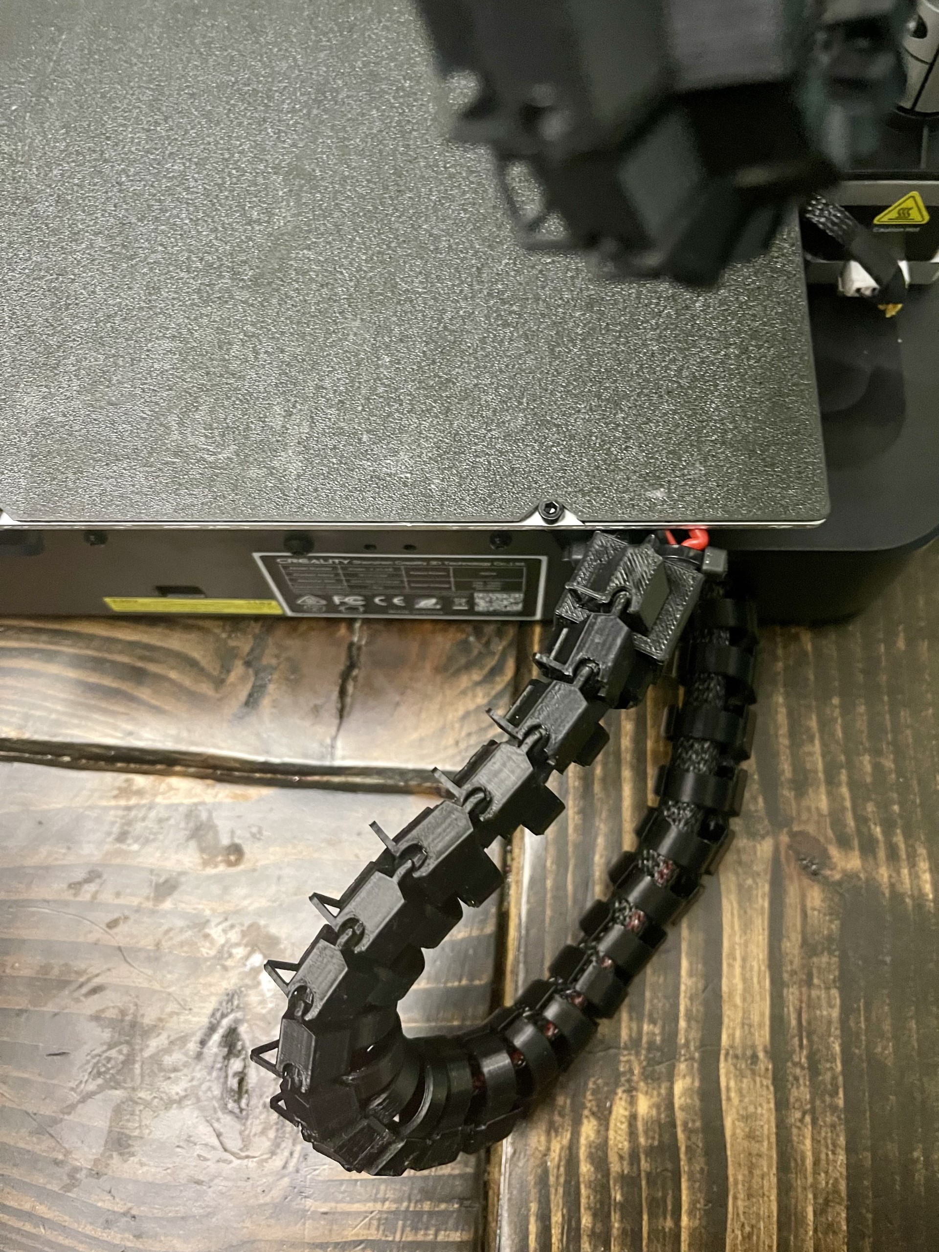 Hot bed wire cover with chain Remix by RaptorFalcon | Download free STL ...