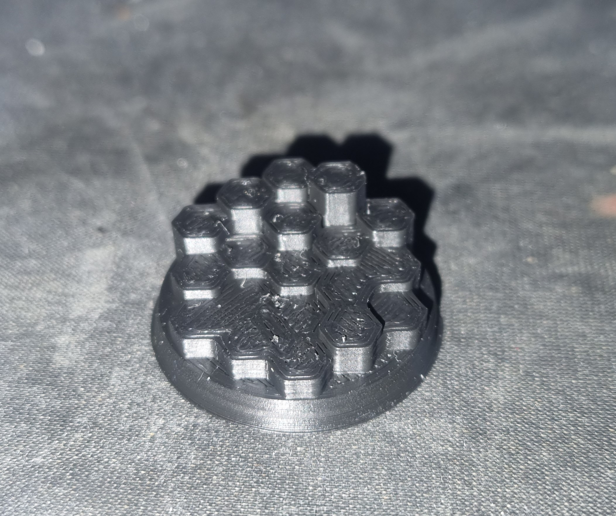 Hexagon pattern miniature base 25mm by Captain Q | Download free STL ...