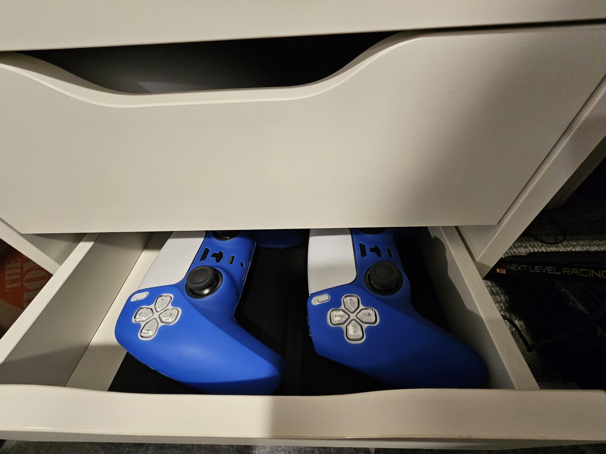 Gridfinity 3x4 PS5 Controller Stand - fits in Ikea Alex Drawer par ...