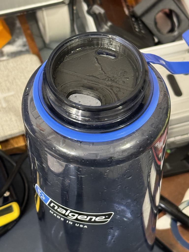 48oz Nalgene Easy Sipper Lid REMIX by Two Wheels Online | Download free STL model | Printables.com