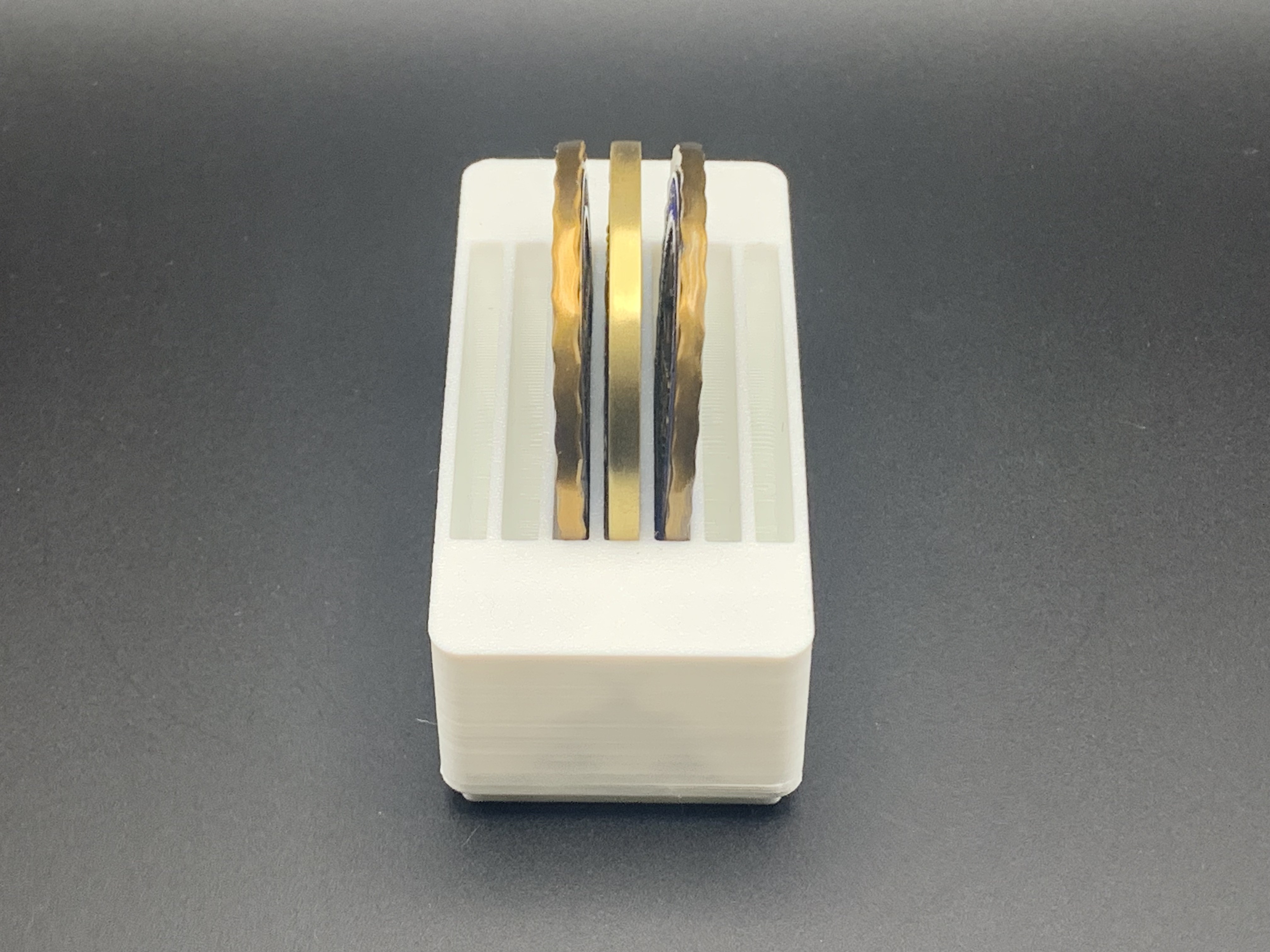 Grifinity Challenge Coin Holder 1x2 by Alex Silva | Download free STL ...