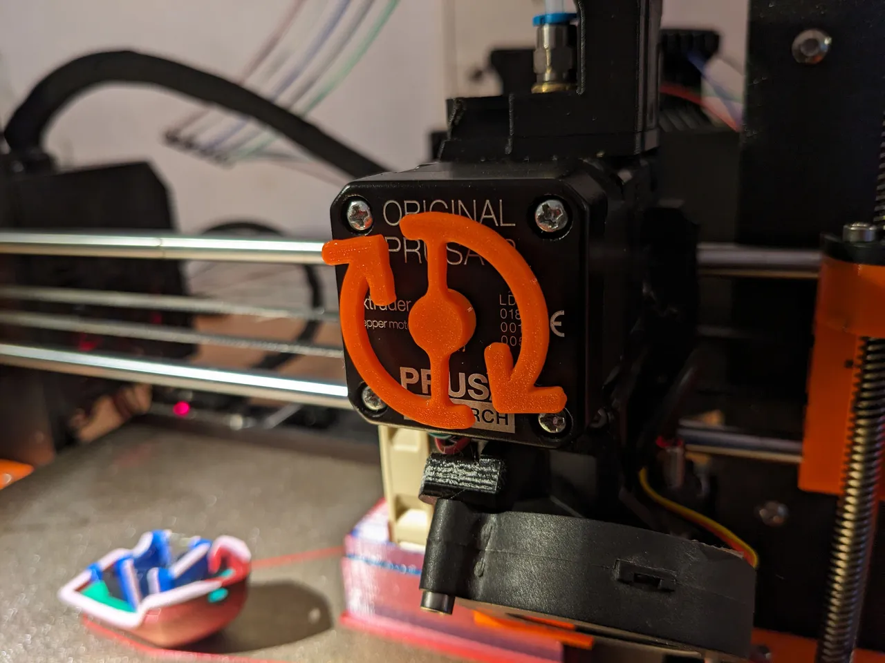 Extruder indicator by Dee | Download free STL model | Printables.com