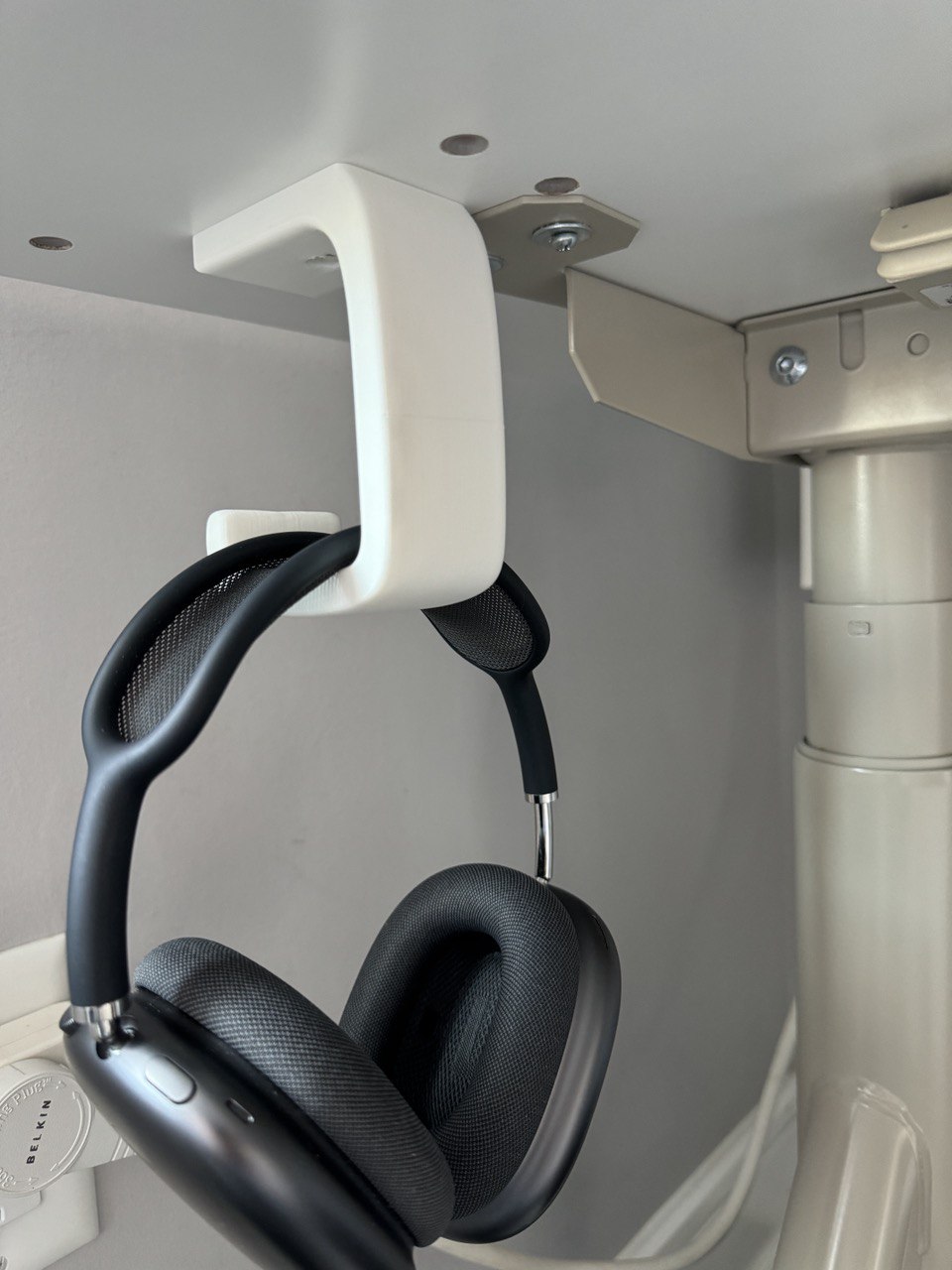 YAYA Headphone Hook by Max Medve | Download free STL model | Printables.com
