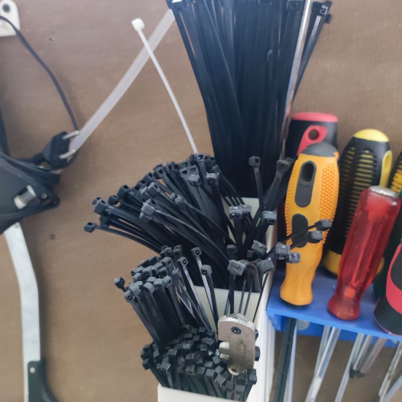 Zip-Tie Holder by AminKa79 | Download free STL model | Printables.com