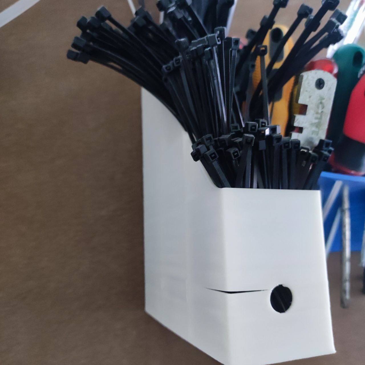 Zip-Tie Holder by AminKa79 | Download free STL model | Printables.com