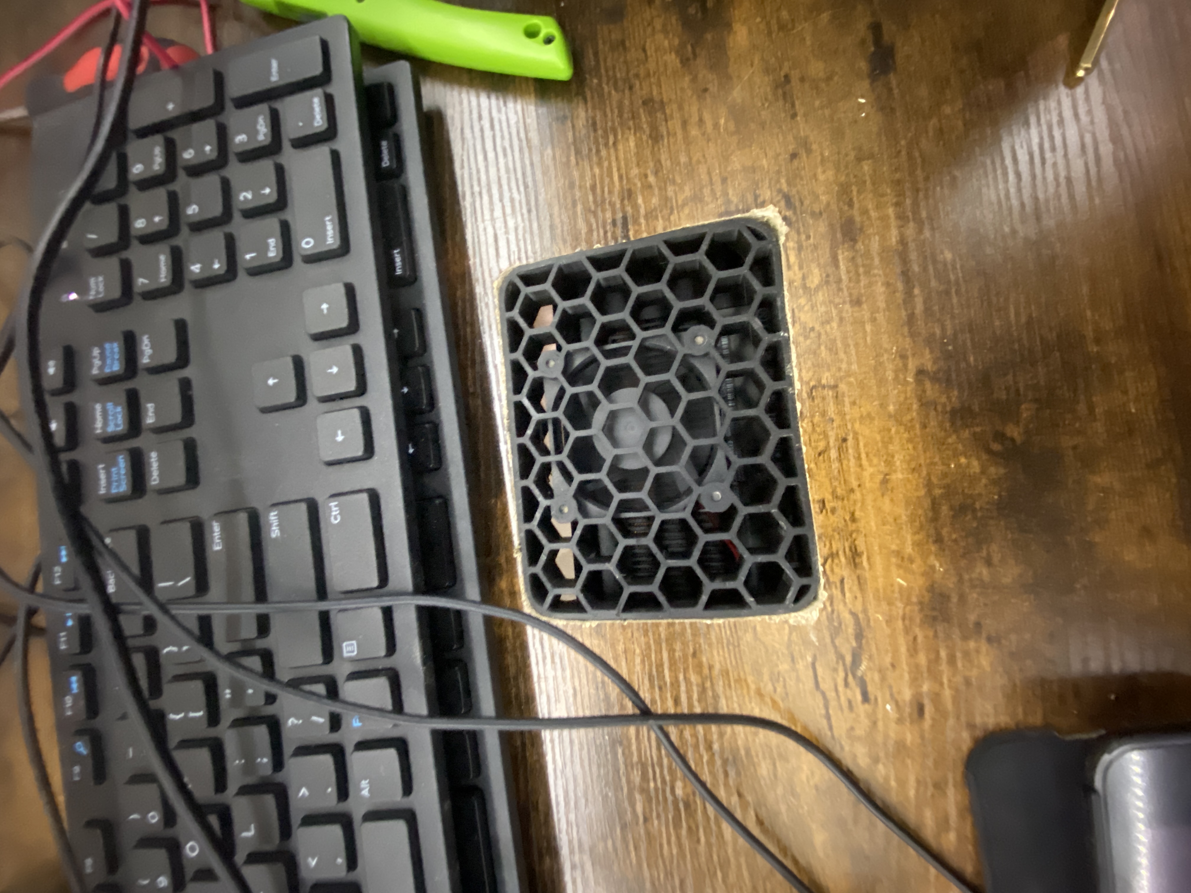 Desk Vent (With built-in Fan) by RockyDog271 | Download free STL model ...