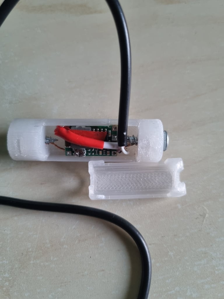 AA battery to USB adapter by József Krizsik | Download free STL model ...