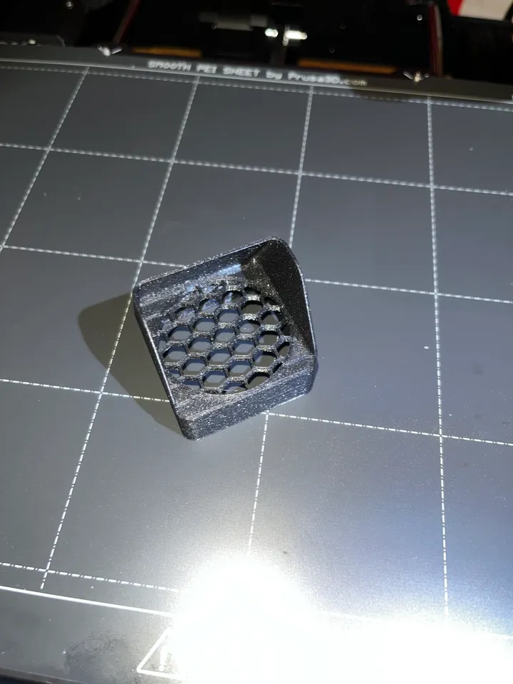 MK4 Hotend Fan Shield v3 with Honeycomb Fan Guard by grtych | Download ...