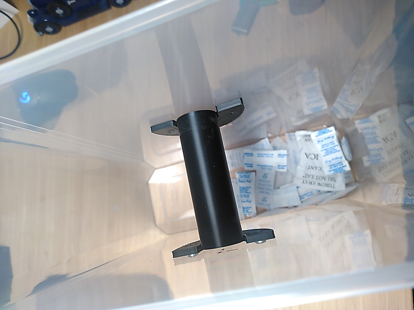 Filament Holder in Box by Tobbii | Download free STL model | Printables.com