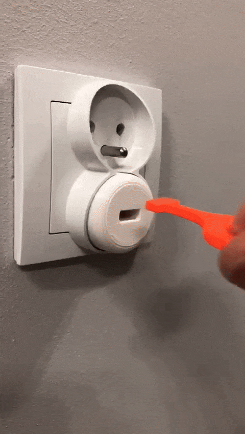 Electrical Outlet Safety Plug (EU) + STEP by GP | Download free STL ...