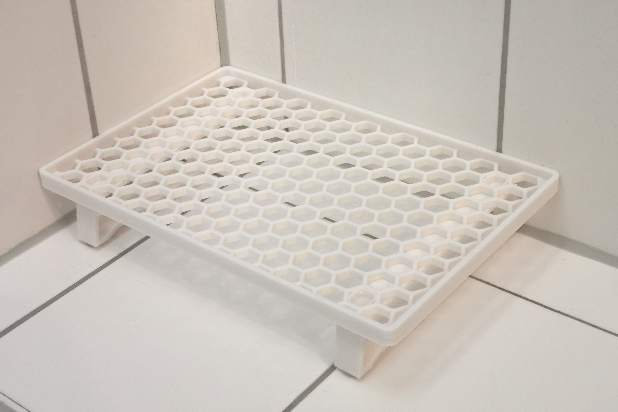 Hex Tray T1 - Bath supplies table/shelf for your bathroom by M_Cherry ...