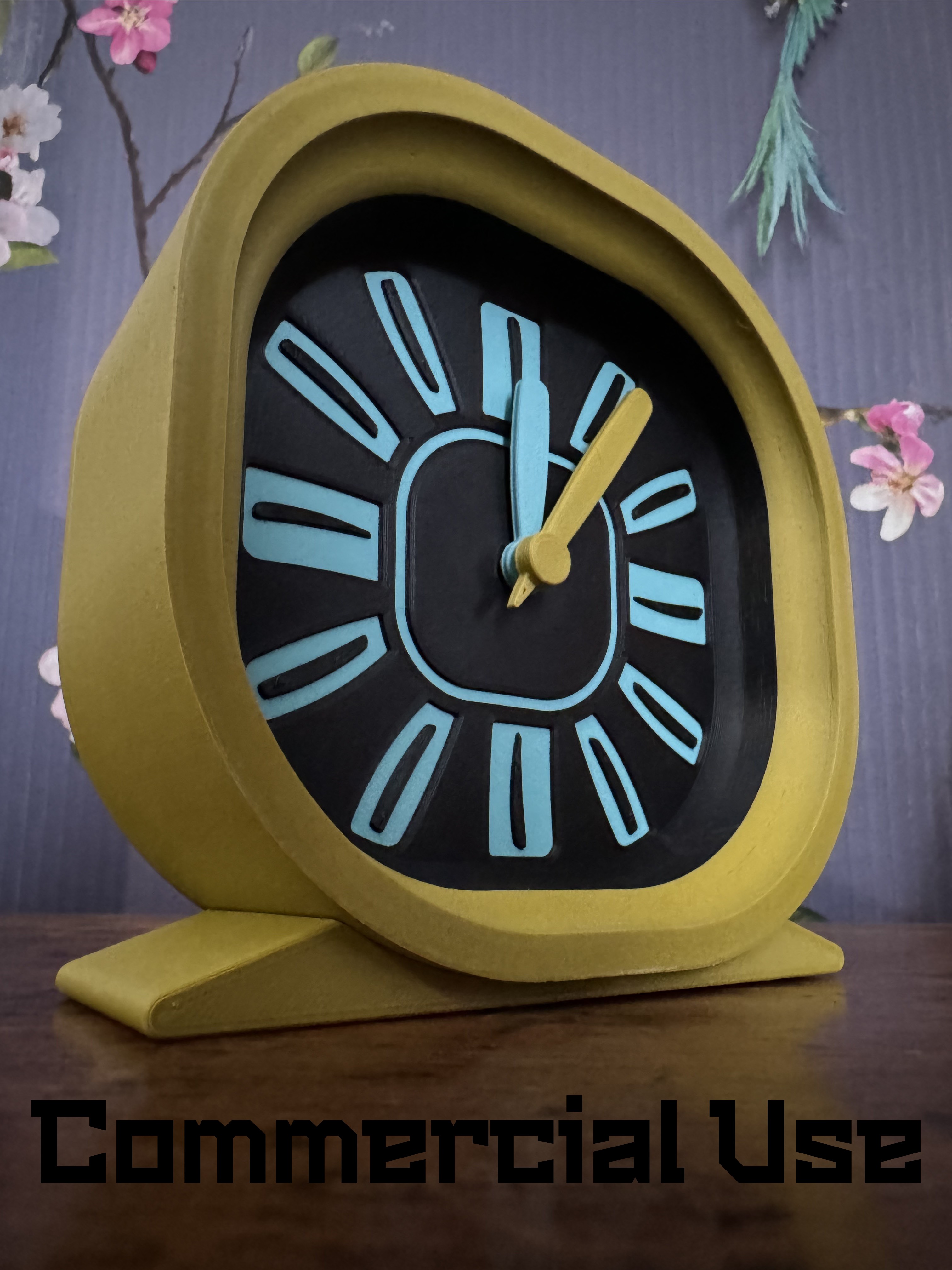 Modern Retro Style Desk Clock - Commercial Use by D3DCreative ...